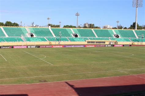 Félix Sánchez Olympic Stadium Opens Its New Grass