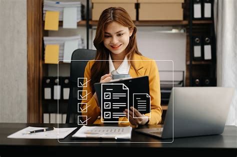 체크리스트 및 온라인 설문 조사 양식 작성 문서 관리 시스템 Dms 평가 양식 설문지 체크리스트 품질 관리 및 정확성 완전성 확인노트북 및 태블릿 사용 18 19세에 대한