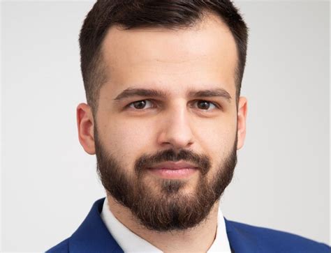 Who We Are Electro Mobility