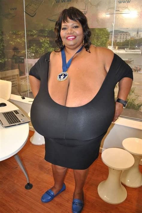 Little Laama The Largest Natural Breasts In The World Are Those Of