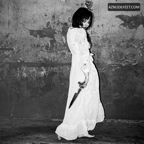 Alice Glass Feet Aznudefeet