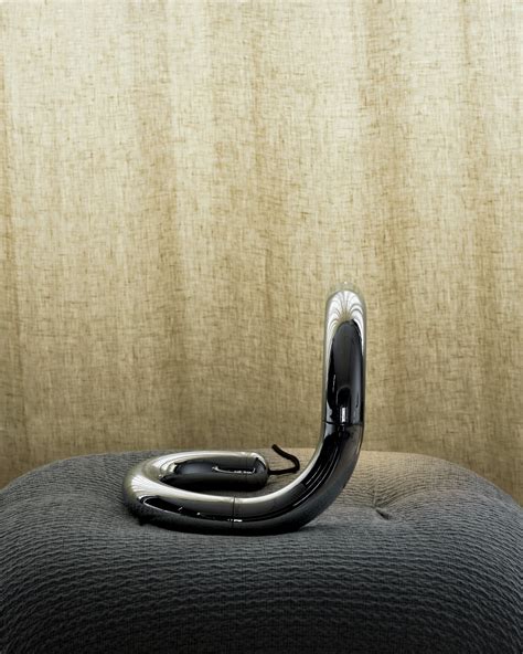 Love It Gubi Aspide Table Lamp