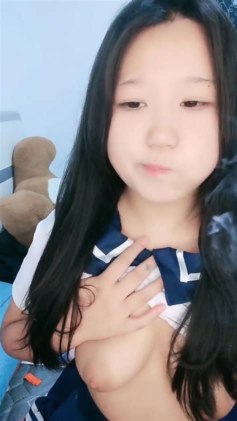 【零零后小姑凉】两个非常可爱的小女孩，收费房狂插 3 Eporner