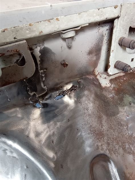 Mgb Engine Bay Prep Bridge Classic Cars