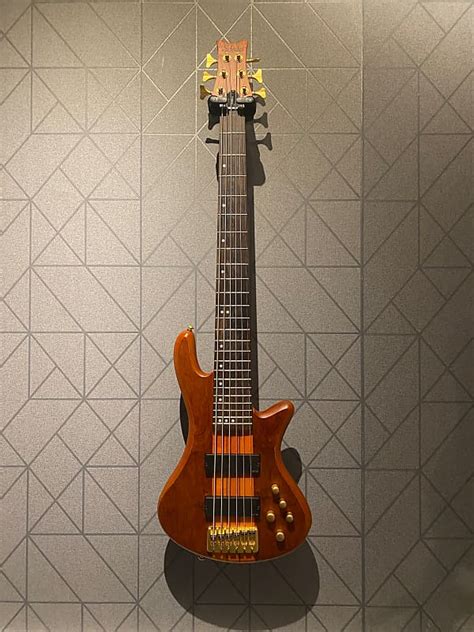 Schecter Stiletto Studio 6 Bass Honey Satin Reverb Uk