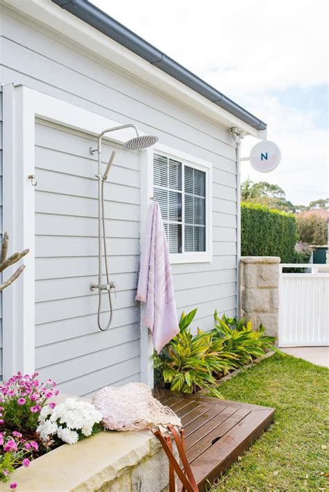 Venkovní Sprcha Muže Být Přimontovaná I Na Stěně Domu Dřevostavitelcz