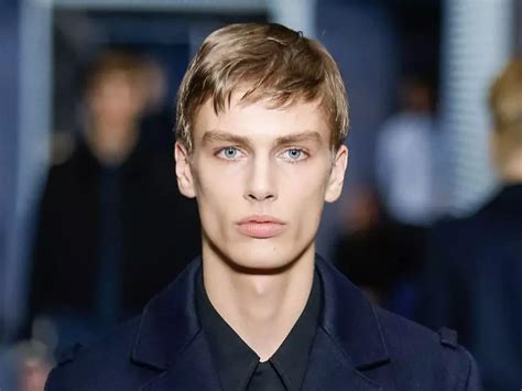 12 Best Hairstyles For Receding Hairlines Man Of Many