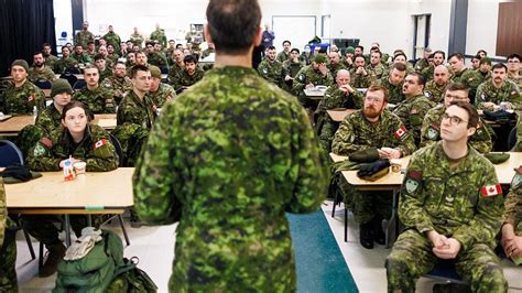 Video Con Un Saludo Nazi Cinco Soldados Canadienses Son Suspendidos