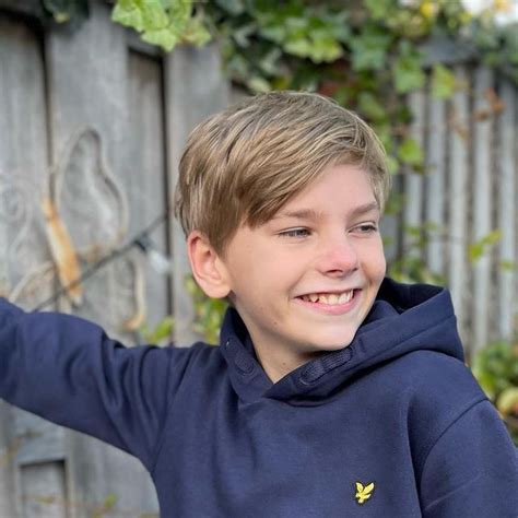 Noah Bos On Instagram You Cant Have Enough Hoodies Dont You Think Happy Sunday All Shop