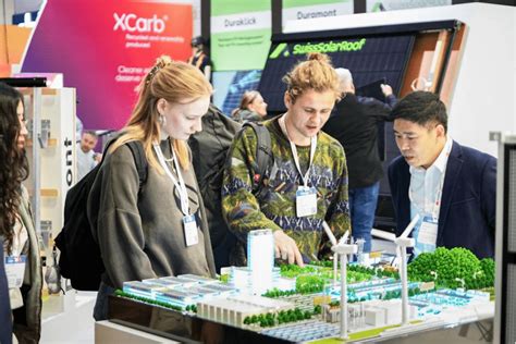 Arctech Solar Debuts Multi Scene Tracking Systems And Energy Storage