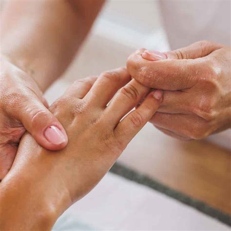 Full Hand Spa Bella Isa Spa