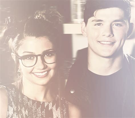 Zig Imogen Friendship Degrassi Wiki Fandom