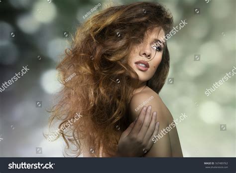 Closeup Portrait Seductive Woman Sensual Pose写真素材167489762 Shutterstock