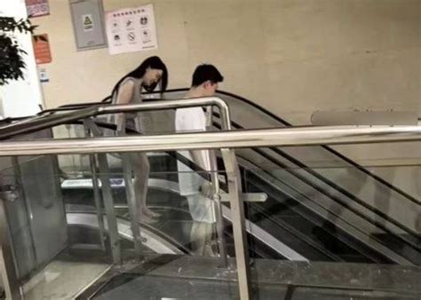 情侶前往母嬰室親熱 門外寶媽感尷尬｜即時新聞｜中港台｜oncc東網