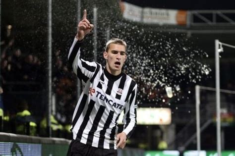 Bas Dost Voor Vijf Jaar Naar Heerenveen Foto Gelderlander Nl