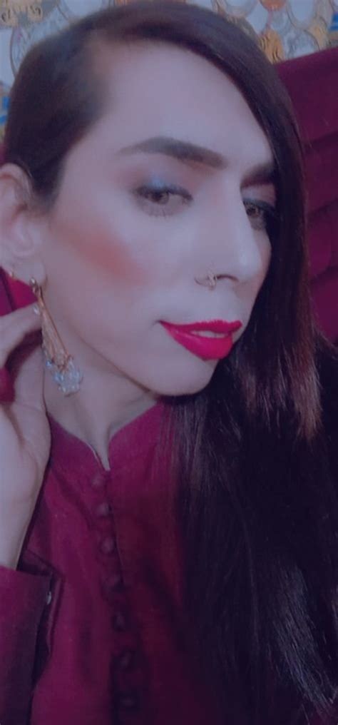 Saima Pakistani Transsexual Escort In Lahore 2