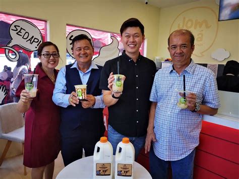 Jom Cha Lancar Outlet Pertama Di Stesen Minyak Shell Kampung Jering