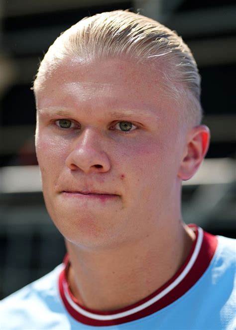 홀란 사놓고 롱볼반사판 시키고 씨발ㅋㅋ 해외축구 에펨코리아