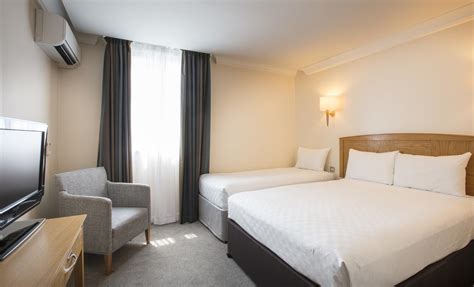 3 Thistle London Heathrow Terminal 5 Hotel