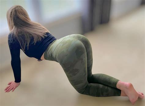 Thicc Af Yoga Pants R Girlsinyogapants