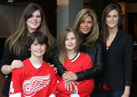 Dani Probert Finds Strength And Purpose 10 Years After Death Of Red Wings Enforcer Bob