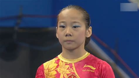 体坛记忆｜体育史上最强替补，邓琳琳顶住压力，中国体操女团首金诞生 腾讯新闻