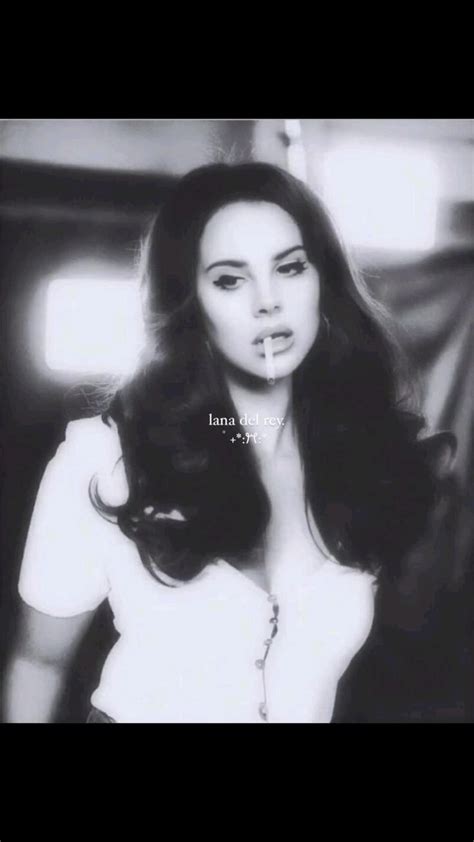 ⋆yumi Adlı Kullanıcının Hızlı Kaydedilenler Panosundaki Pin Lana Del