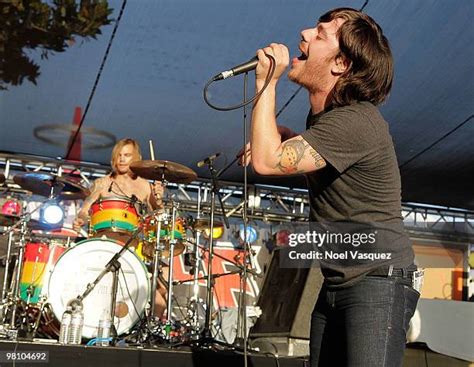 Dance Gavin Dance Photos And Premium High Res Pictures Getty Images