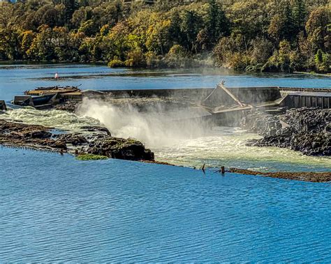 Meldrum Bay Park To Willamette Falls Scenic Images Aerial And Ground
