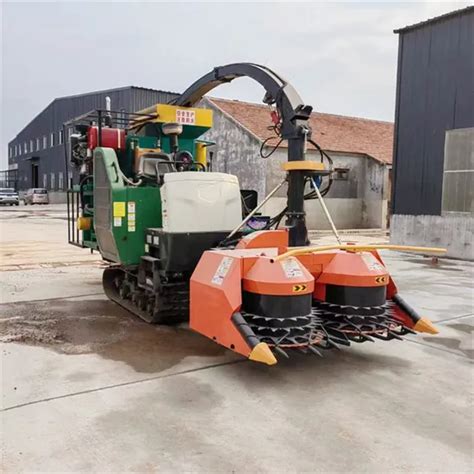 Fully Automatic Self Propelled Chopper Harvester Self Propelled Maize Harvester Corn Silage