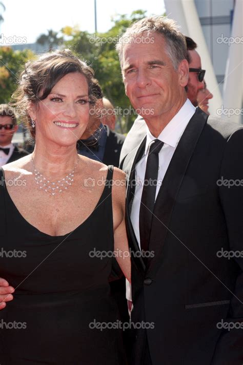Chelsea Field Scott Bakula Chelsea Field World Premiere Stockfoto