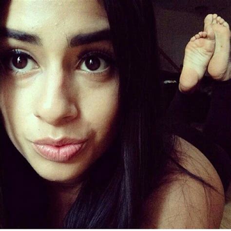 Who Is This In The Pose 1701603 ›