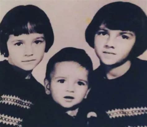 Ricardo Arjona Y Sus Parejas Conoce A Las Mamás De Sus 3 Hijos Adria