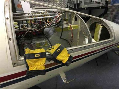 Learjet 25 You Are Bidding On The Actual 1967 Lear 25 Cockpit Fuselage