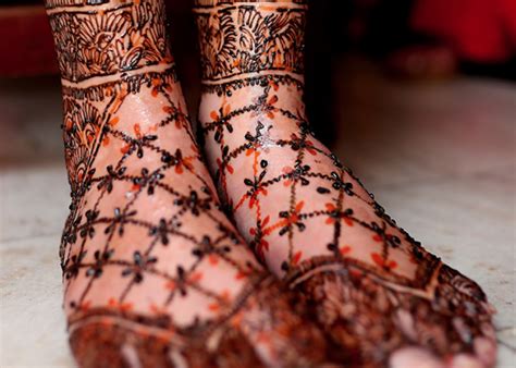Pampered Feet Worship A Fun Henna Pampering