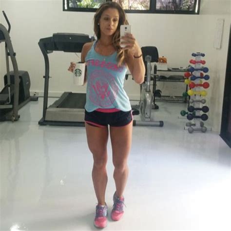 Thais Health Via Selfshotmag Cara De Sono Pic