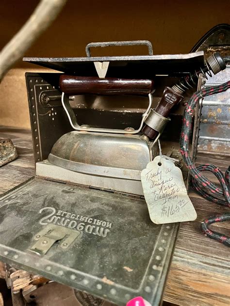 Sunbeam Vintage Clothing Iron The Olde General Store