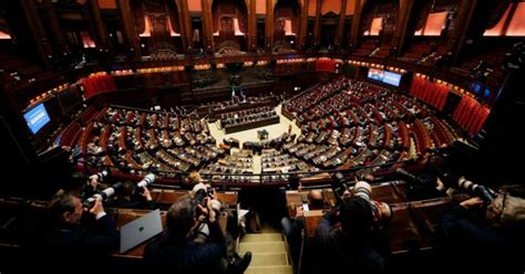 Garantisti A Geometria Variabile Infosannio