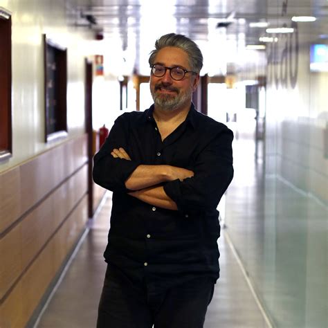 Última Hora Nuno Markl Sofre Avc Humorista Está Internado No Hospital Estrelas Tvguia