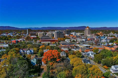 Everything You Need To Know About Living In Downtown Roanoke Virginia