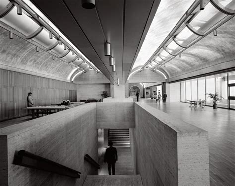 Museo De Arte Kimbell De Louis Kahn La Luz Como Materia En Texas Archeyes