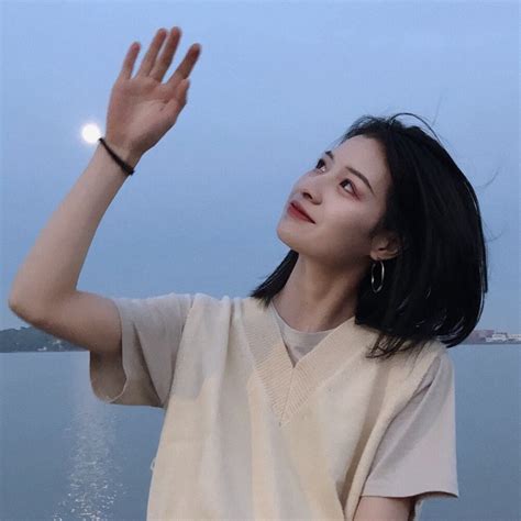 女生头像侧颜 高清图片，堆糖，美图壁纸兴趣社区