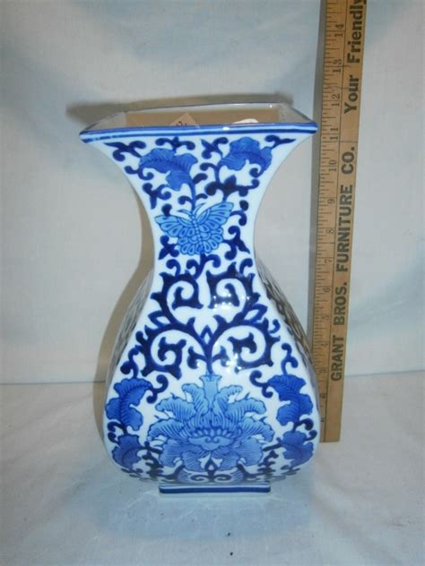 Fine Porcelain Cobalt Blue Vase