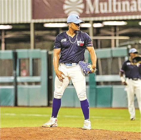 Los Libertadores Adquieren A Geigel Y A Camacho Semanario Visión