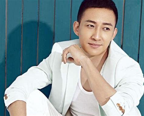 王陽出道16年沒火，不蹭明星表弟熱度，娶「旺夫」老婆後終於走紅 每日頭條