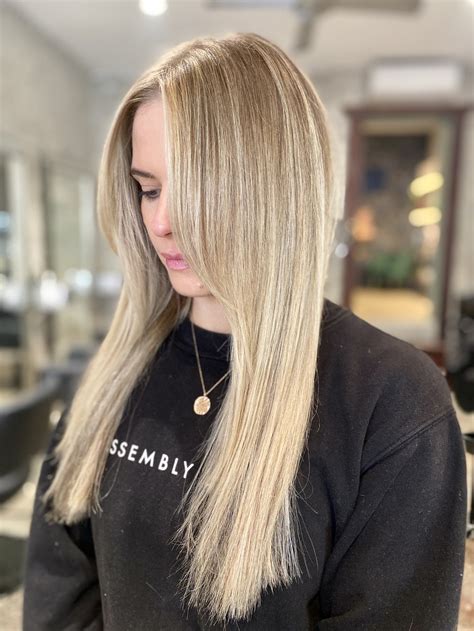 Knowing The Difference Partial Head Vs Half Head Foil Highlights All About Salon