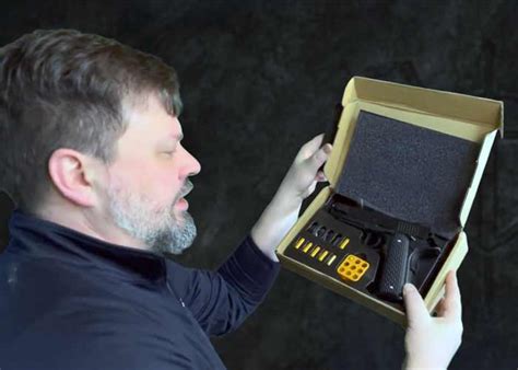 Shell Ejecting Airsoft Pistols For Movie Props Popular Airsoft