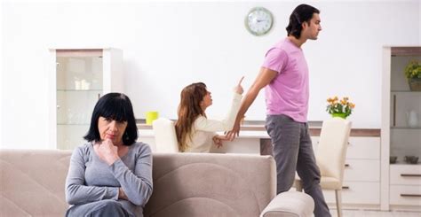 ჩემი შვილი უმაღლესი კატეგორიის ცოლს იმსახურებს და არა ამ უწესო ქალს