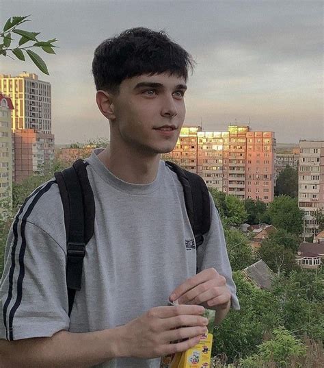 Pietro Tsokkur Dmitriev Inspiração Cabelo Garotas De Cabelo Curto Cabelo Masculino