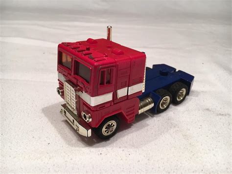 1980s Transformers G1 Optimus Prime Semi Truck Cab For Parts 1889903677